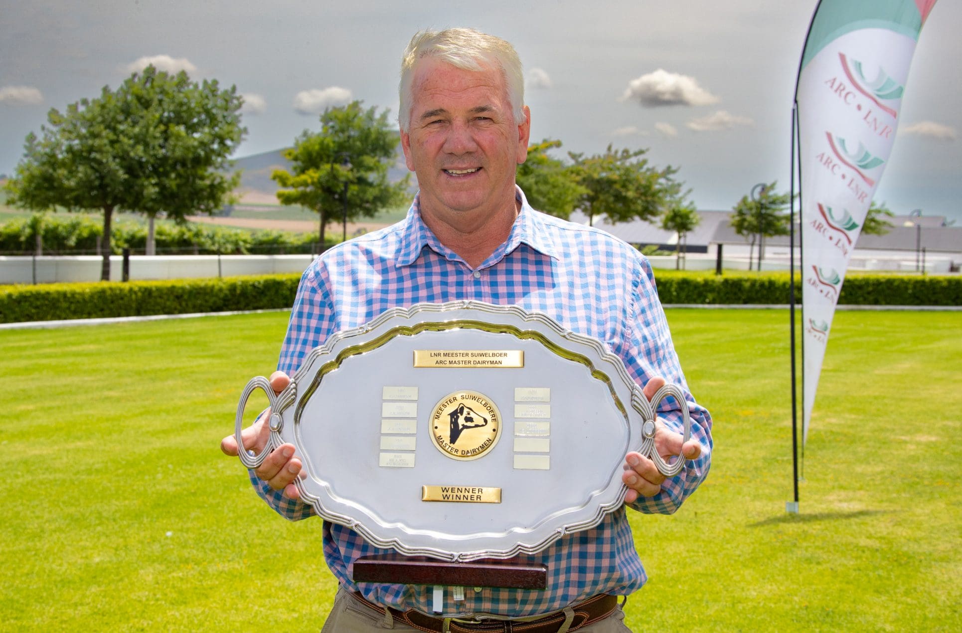 Free state dairy farmer claims fourth title - Food For Mzansi